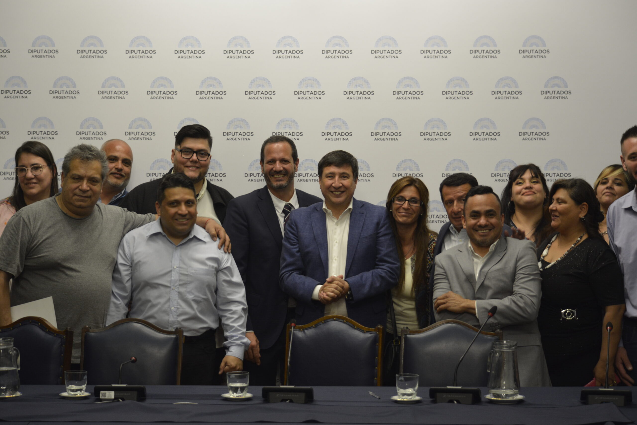 Impulsan proyecto de ley para crear escuelas de oficios en todos los ...